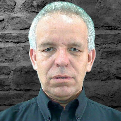 Róger Rodríguez S. on Selecta Charts